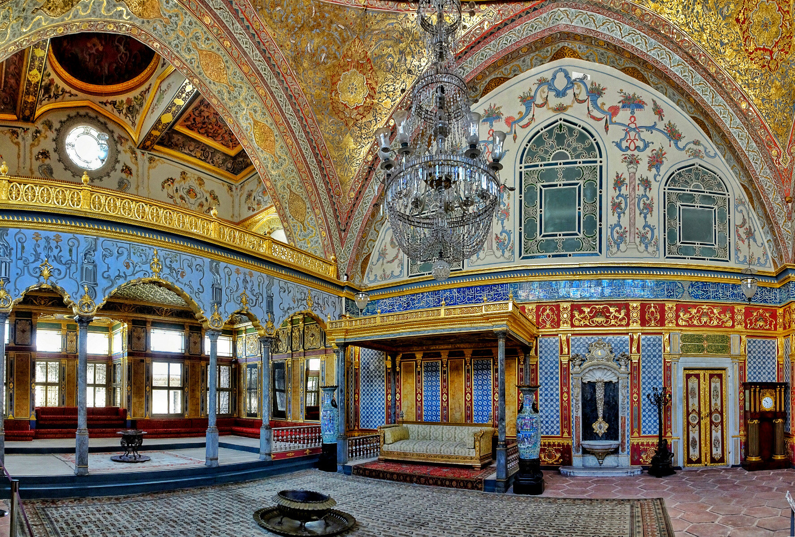 Harem Rooms in the Topkapi Palace - Istanbul Clues