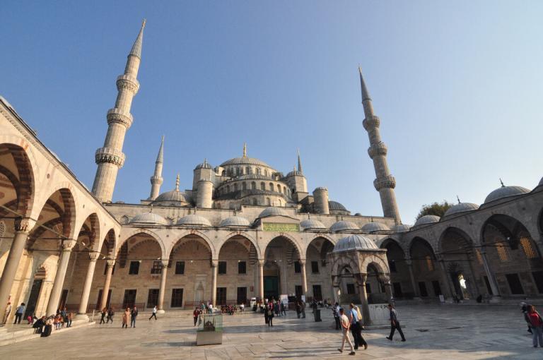 Blue Mosque Opening Hours & Entrance Fee (2026 Update)