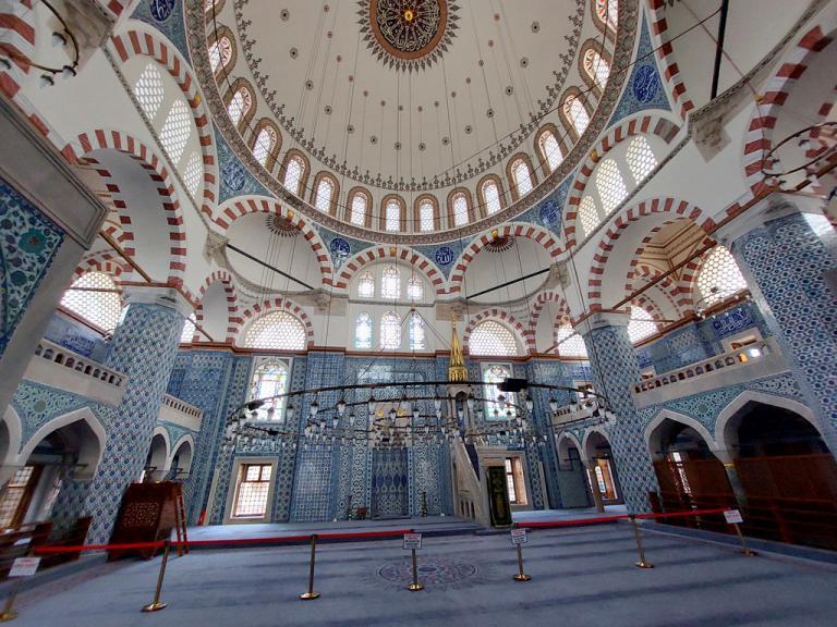 Rustem Pasha Mosque in Istanbul (Updated → 2025)