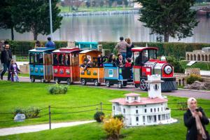 MINIATURK MUSEUM Price & Hours (Updated → 2025)