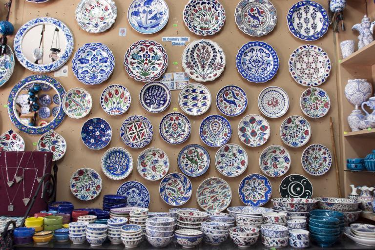 12 THINGS TO BUY from Istanbul (Updated → 2024)