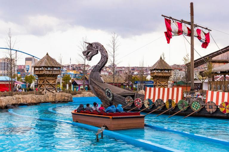 Istanbul VIALAND Price & Hours (Updated → 2025)